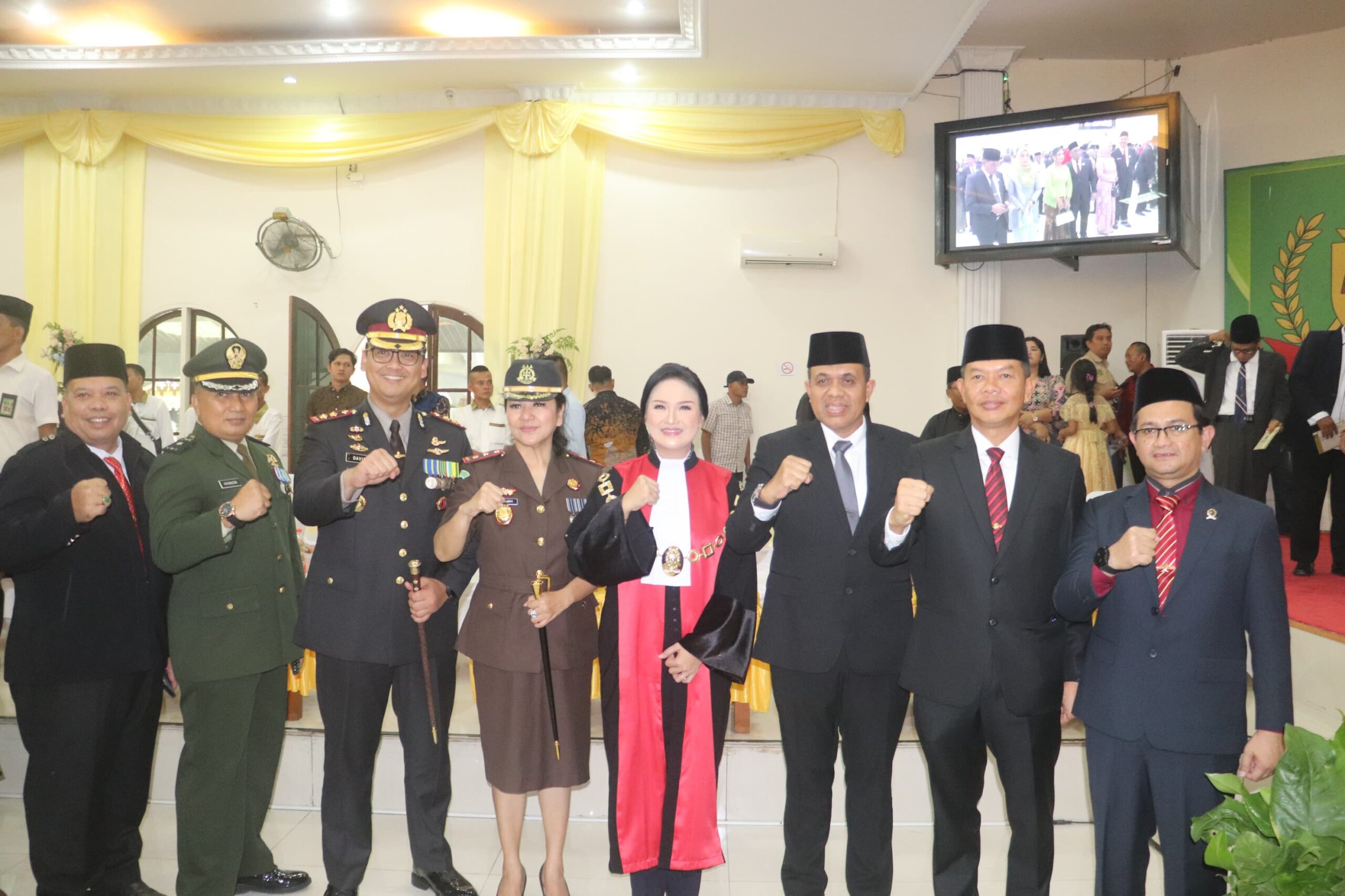 Kapolres Langkat Hadiri Pelantikan Anggota DPRD Periode 2024-2029 - Utamass
